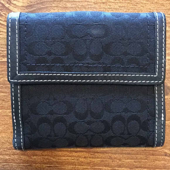 Coach | Bags | Authentic Coach Wallet | Poshmark